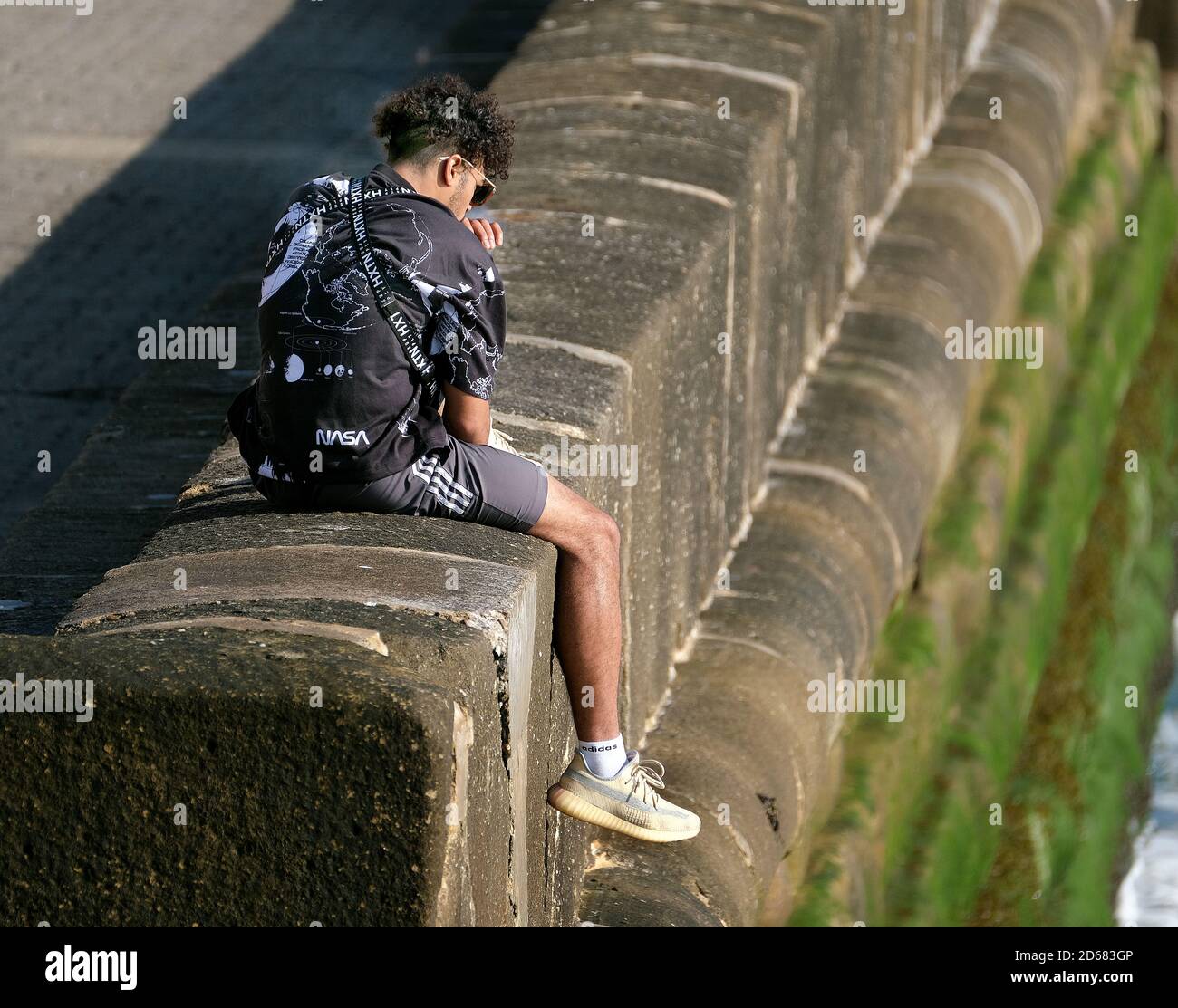 Man enjoying the sun hi-res stock photography and images - Alamy