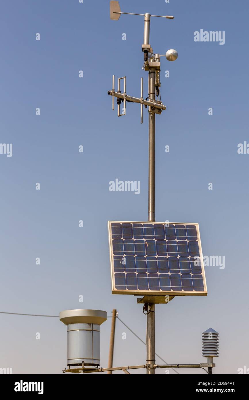 Anemometric hi-res stock photography and images - Alamy