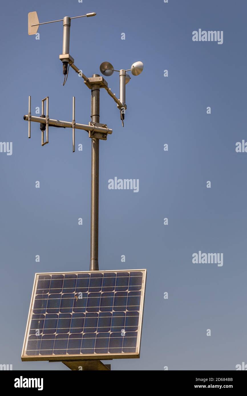 Anemometric hi-res stock photography and images - Alamy
