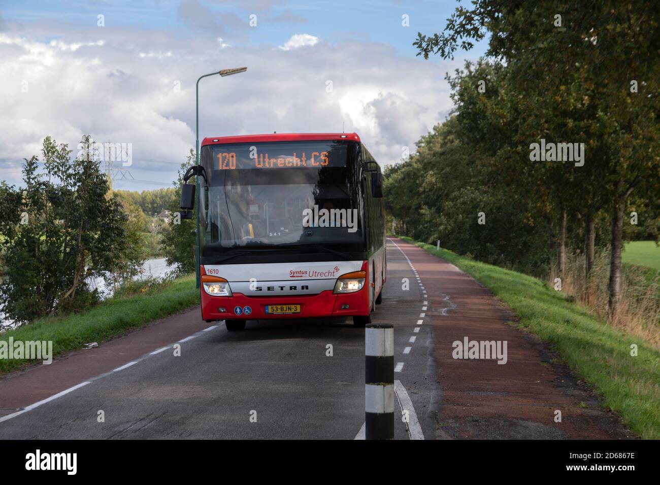 120 bus hi-res stock photography and images - Alamy