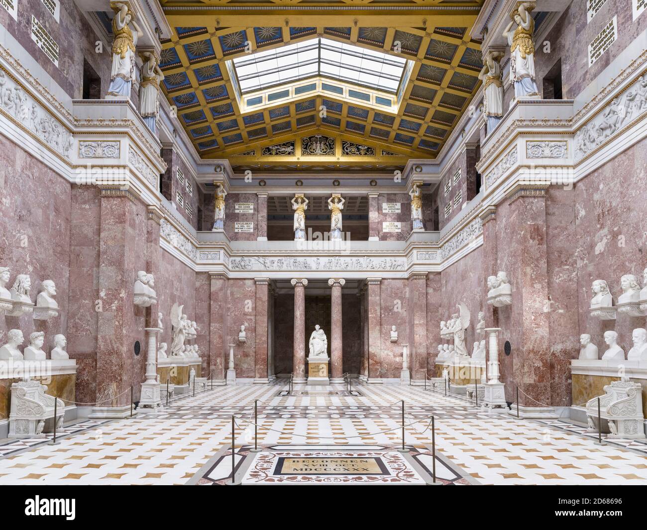 German parthenon hi-res stock photography and images - Alamy