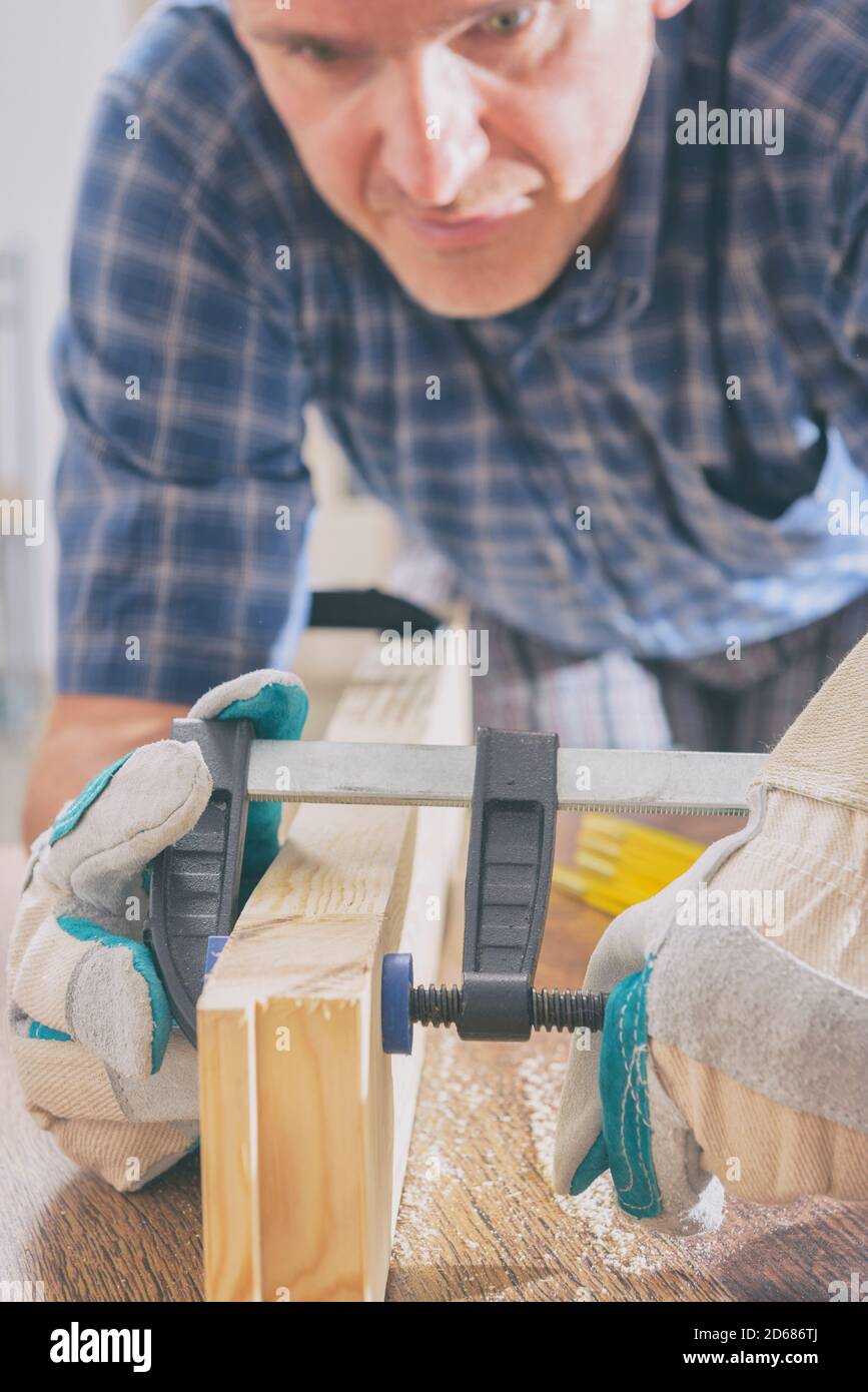 Bar clamp hi-res stock photography and images - Alamy