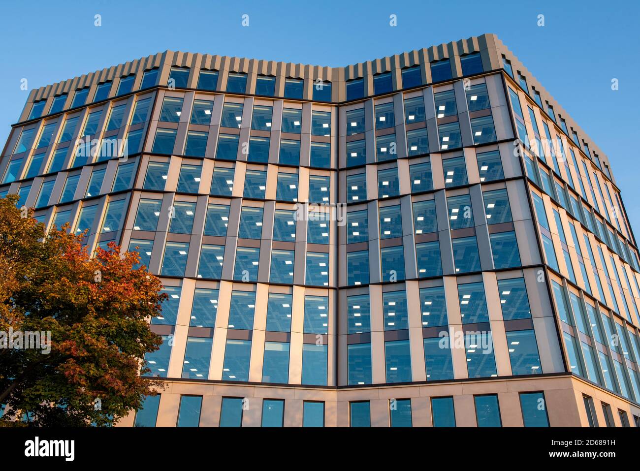 Hmrc office hi-res stock photography and images - Alamy