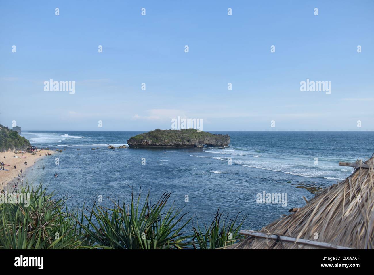 Sadranan beach hi-res stock photography and images - Alamy