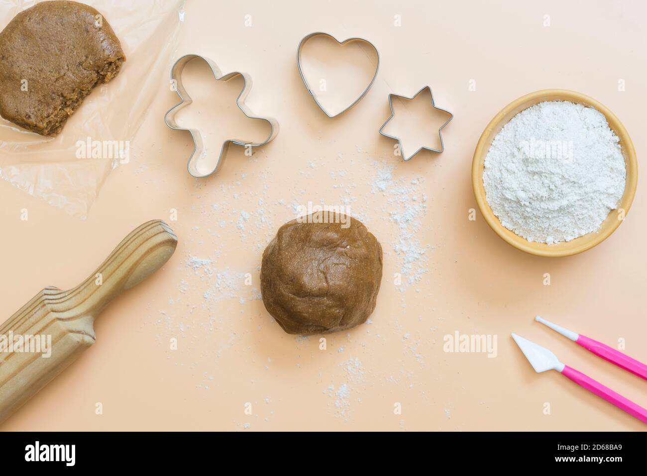 Christmas cookie font letter hi-res stock photography and images - Alamy