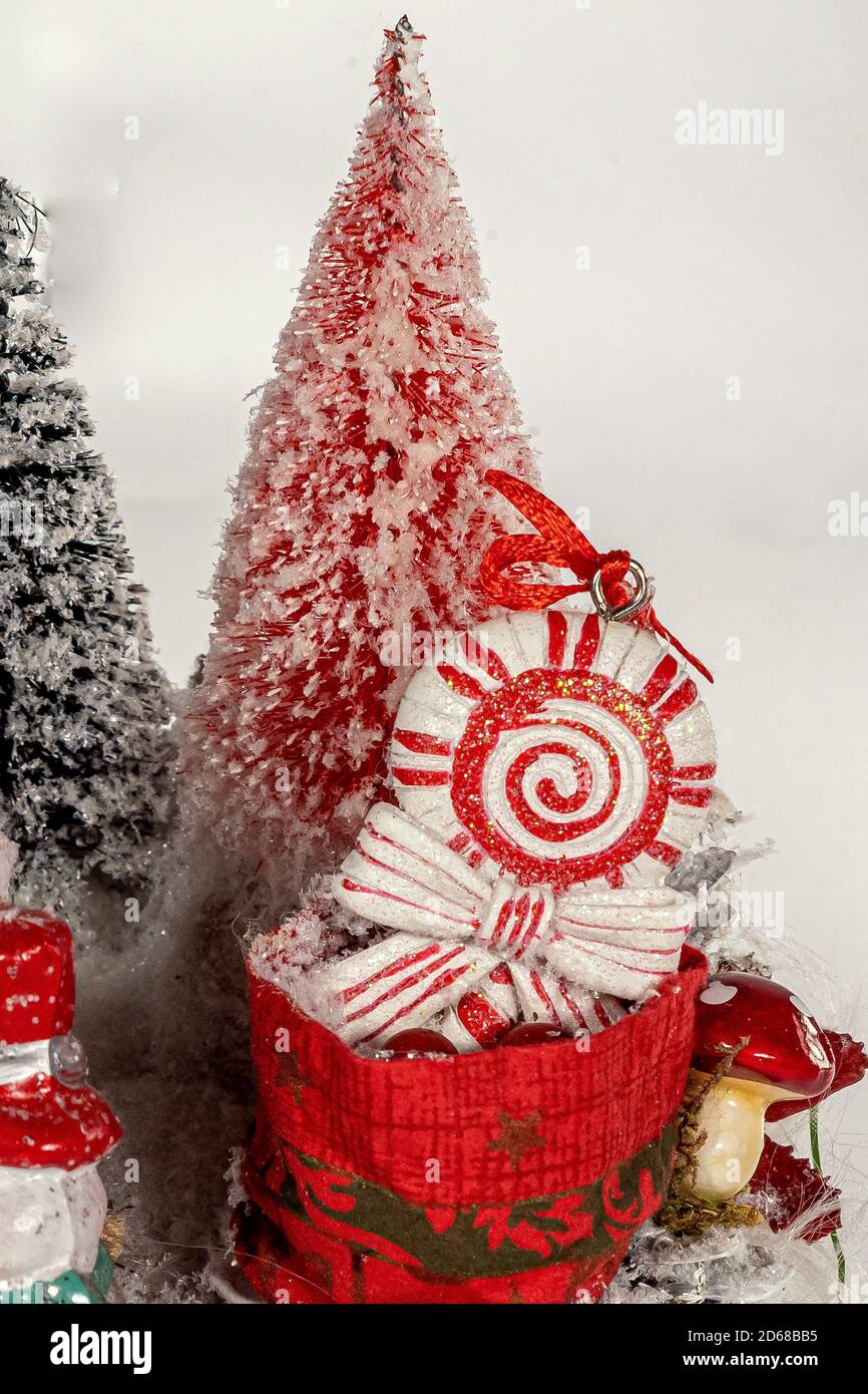 Christmas tree table cones mini decoration for new year Stock Photo - Alamy