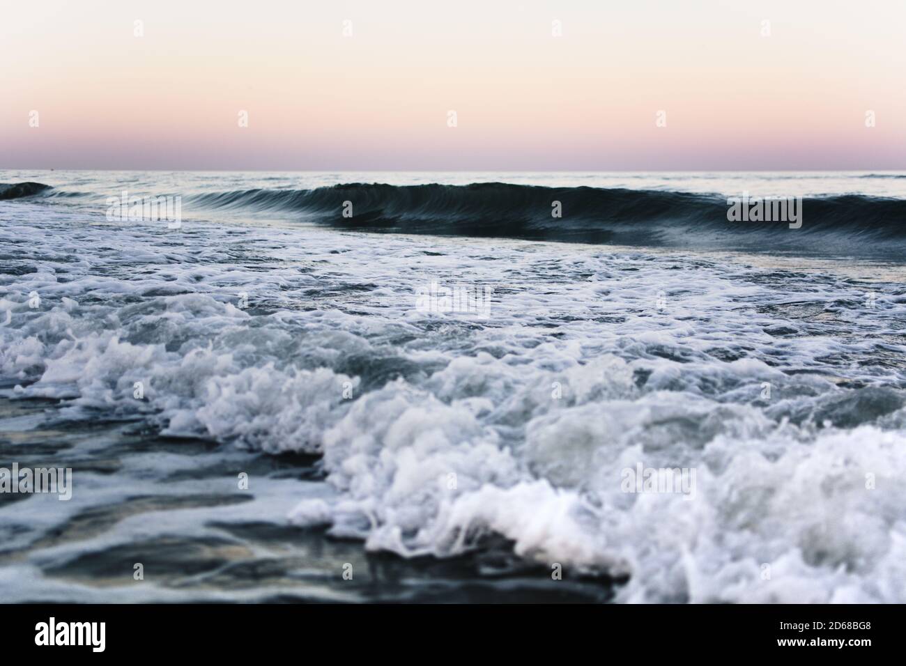 Deep sea water waves hi-res stock photography and images - Alamy