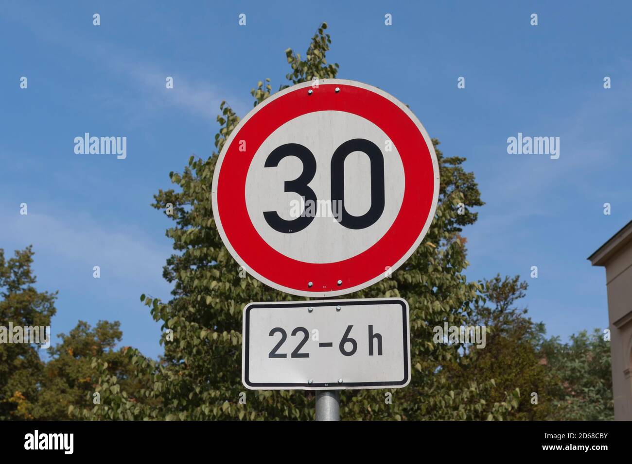Speed 30, street sign in Berlin Stock Photo - Alamy