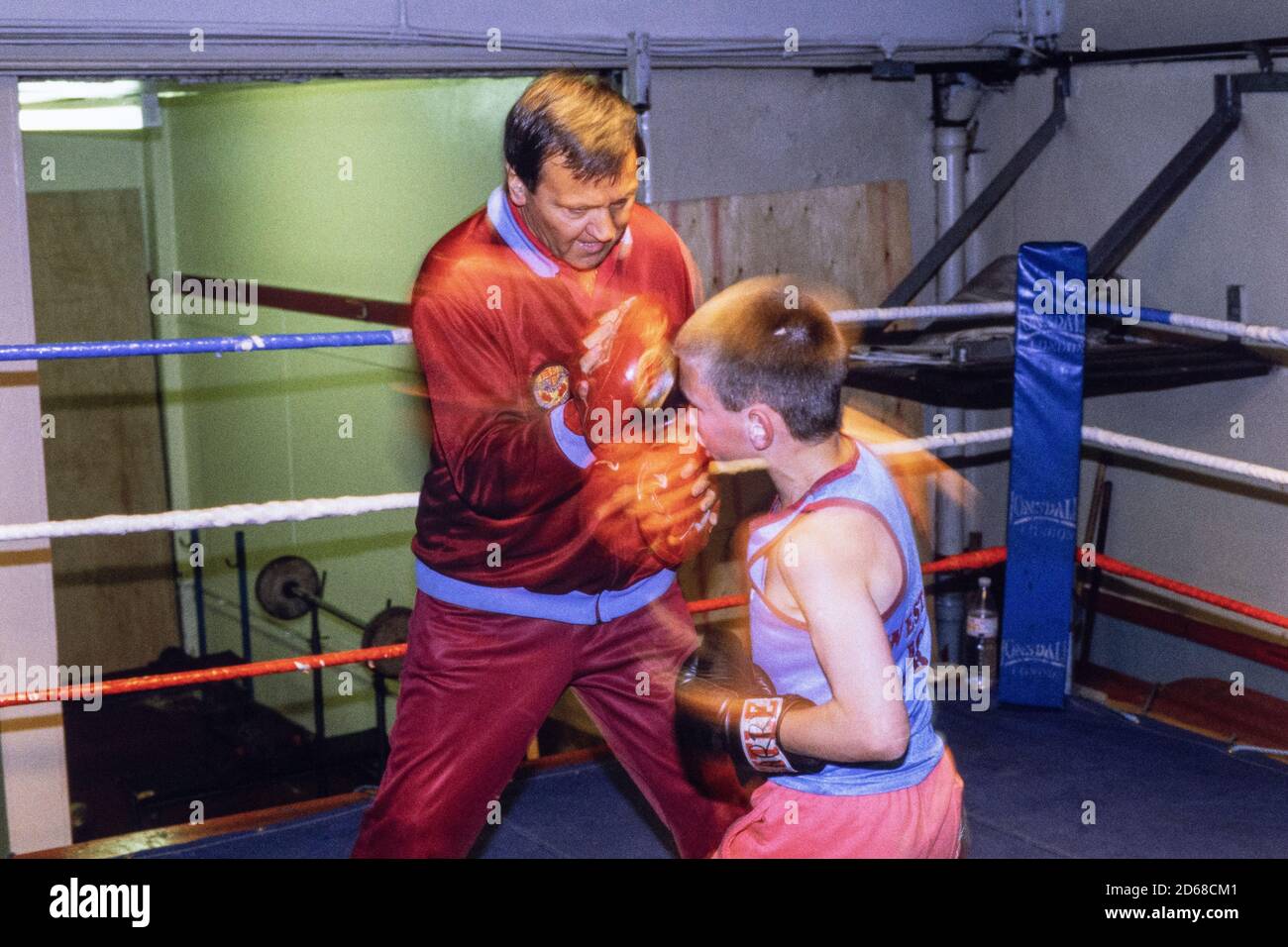 Jimmy young boxing hi-res stock photography and images - Alamy
