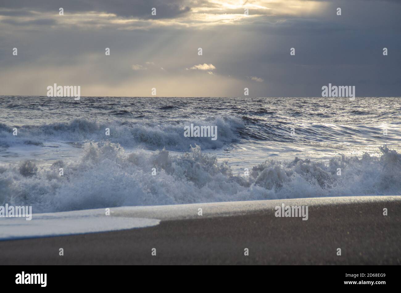 Beach stormy hi-res stock photography and images - Alamy