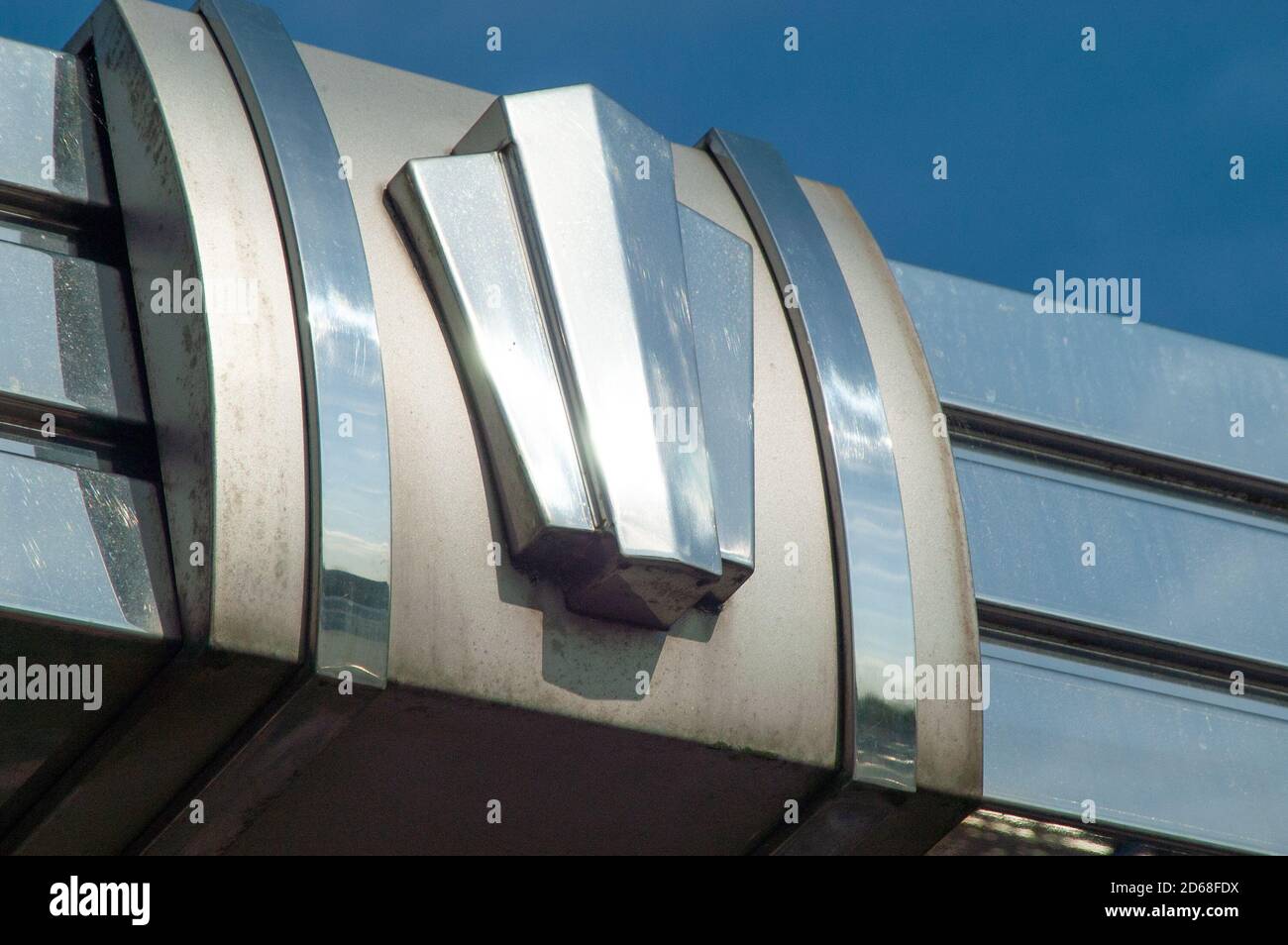 Vacuum cleaner 1930s hi-res stock photography and images - Alamy