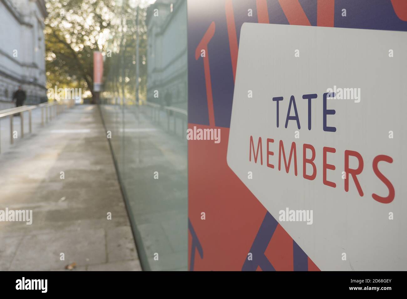 Tate museum poster hi-res stock photography and images - Alamy