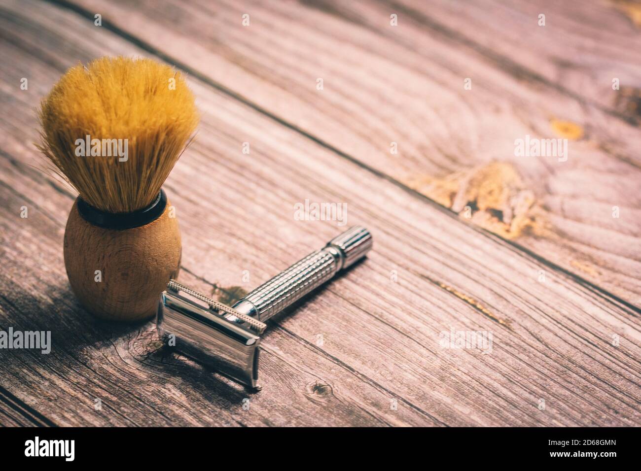 Mens shaving items hi-res stock photography and images - Alamy