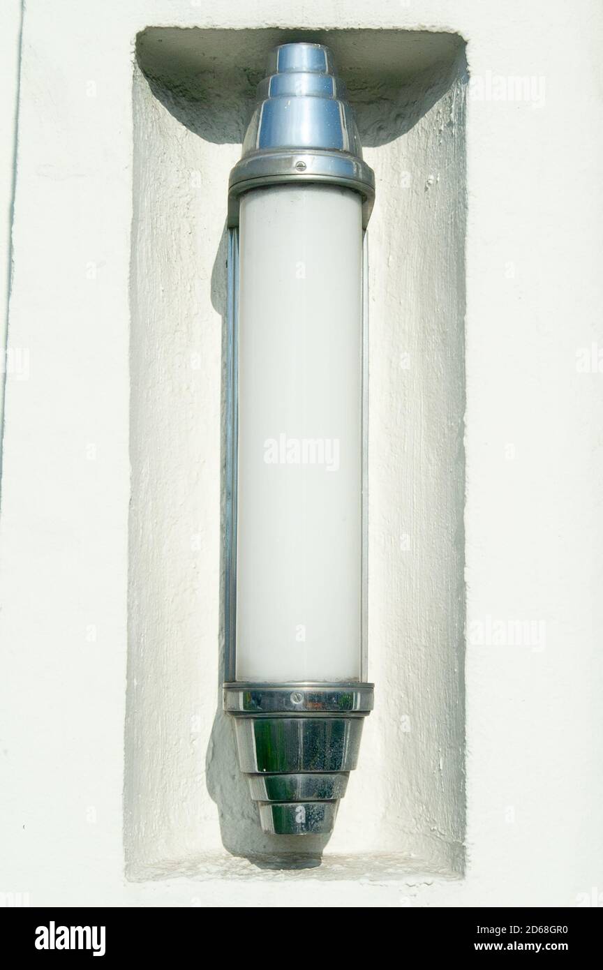 Vacuum cleaner 1930s hi-res stock photography and images - Alamy