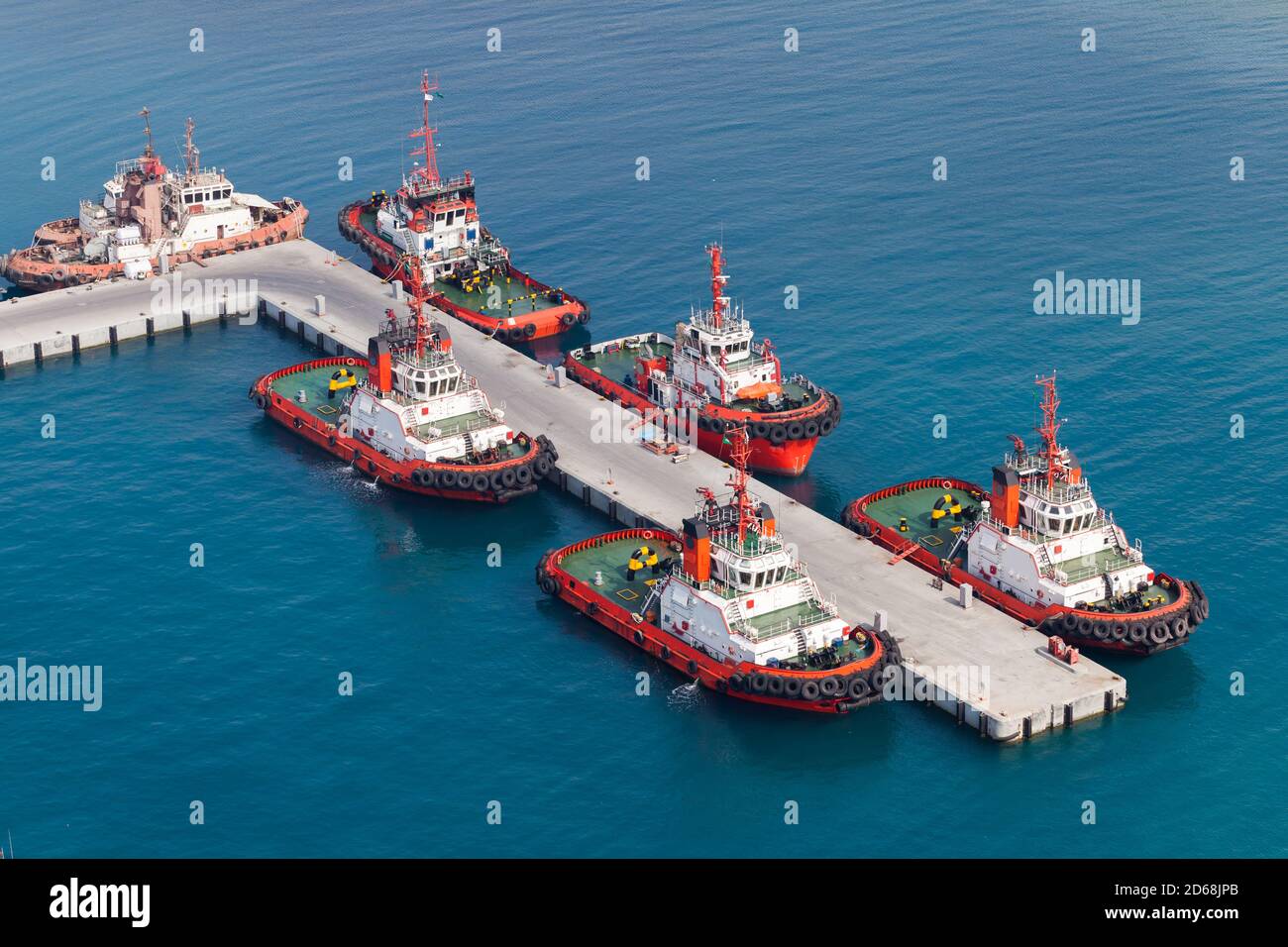 Tug fleet hi-res stock photography and images - Alamy