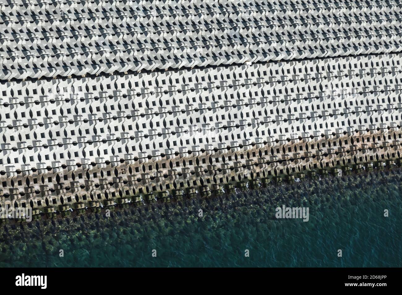 Concrete structure wave barrier hi-res stock photography and images - Alamy