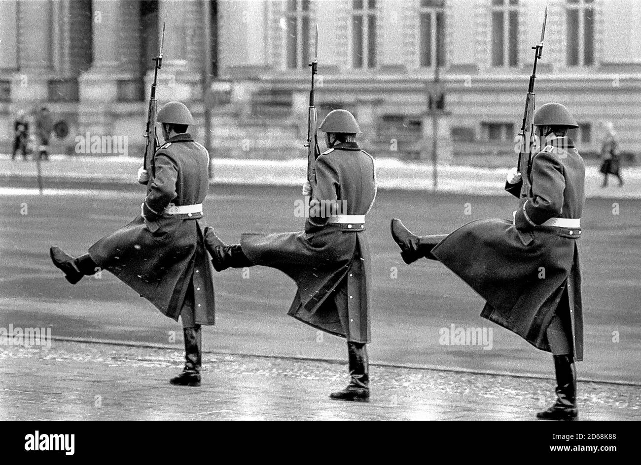 East germany gdr army hi-res stock photography and images - Alamy