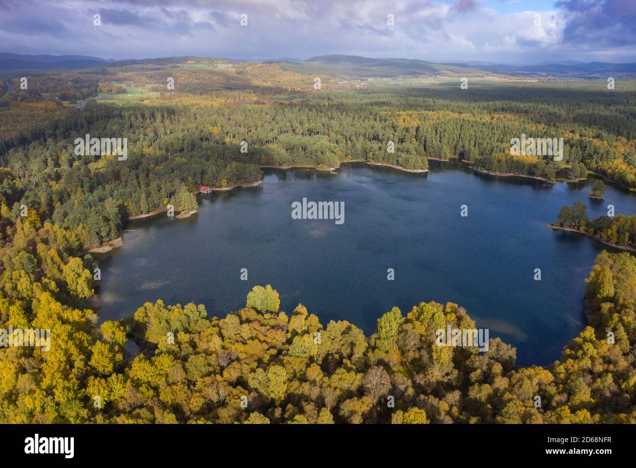 Scottish loch hi-res stock photography and images - Alamy