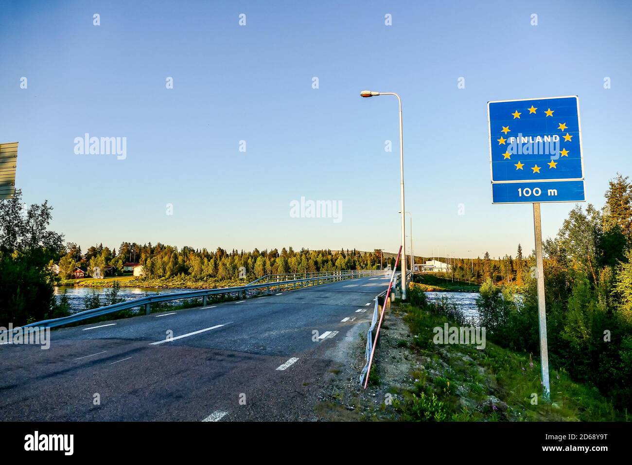 Finland Border Road sign Stock Photo - Alamy