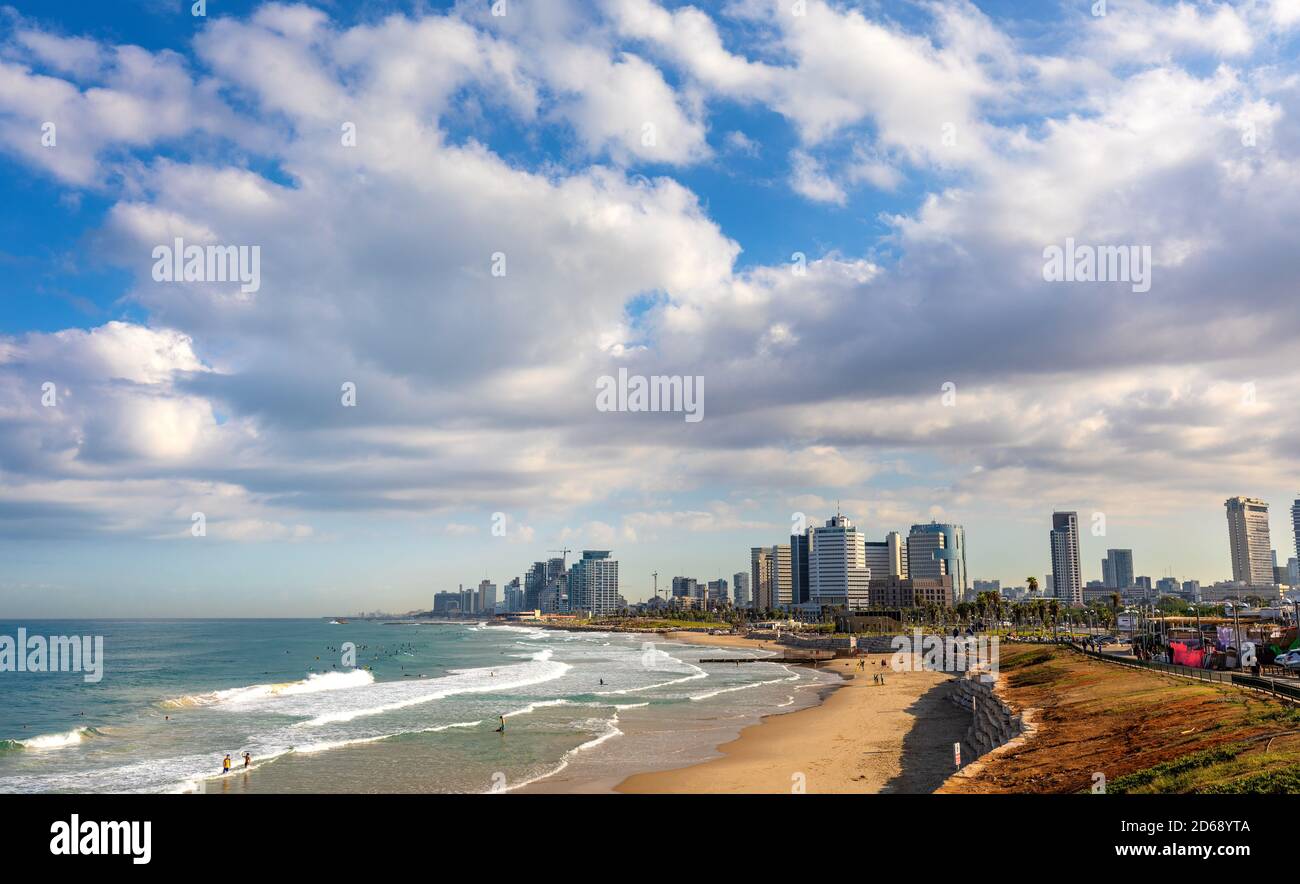 Downtown tel aviv hi-res stock photography and images - Alamy