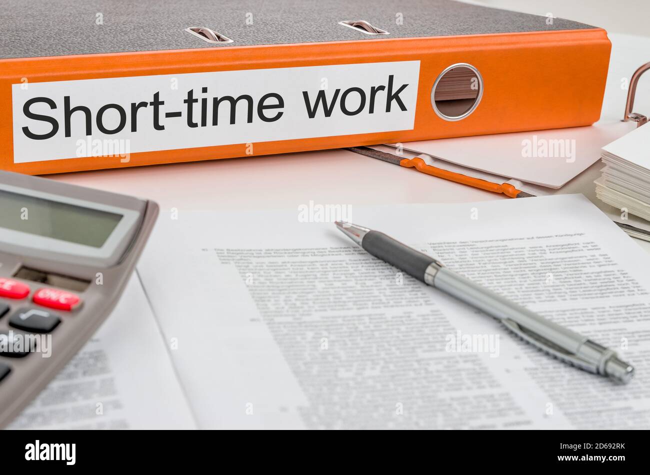 Folder with the label Short-time-work Stock Photo - Alamy