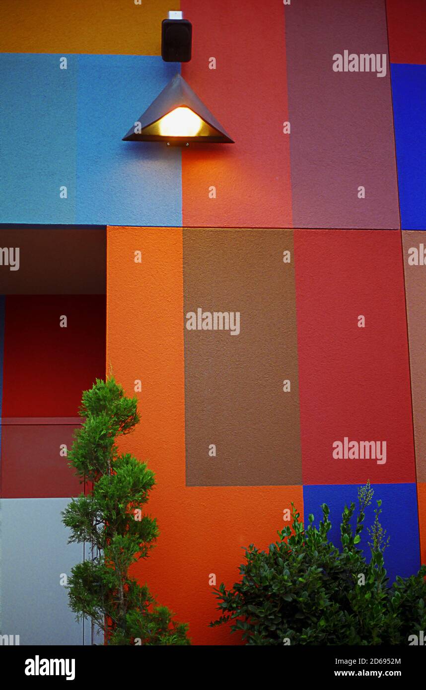 Wall detail, Lower Lot, Universal Studios, Los Angeles, California, USA ...