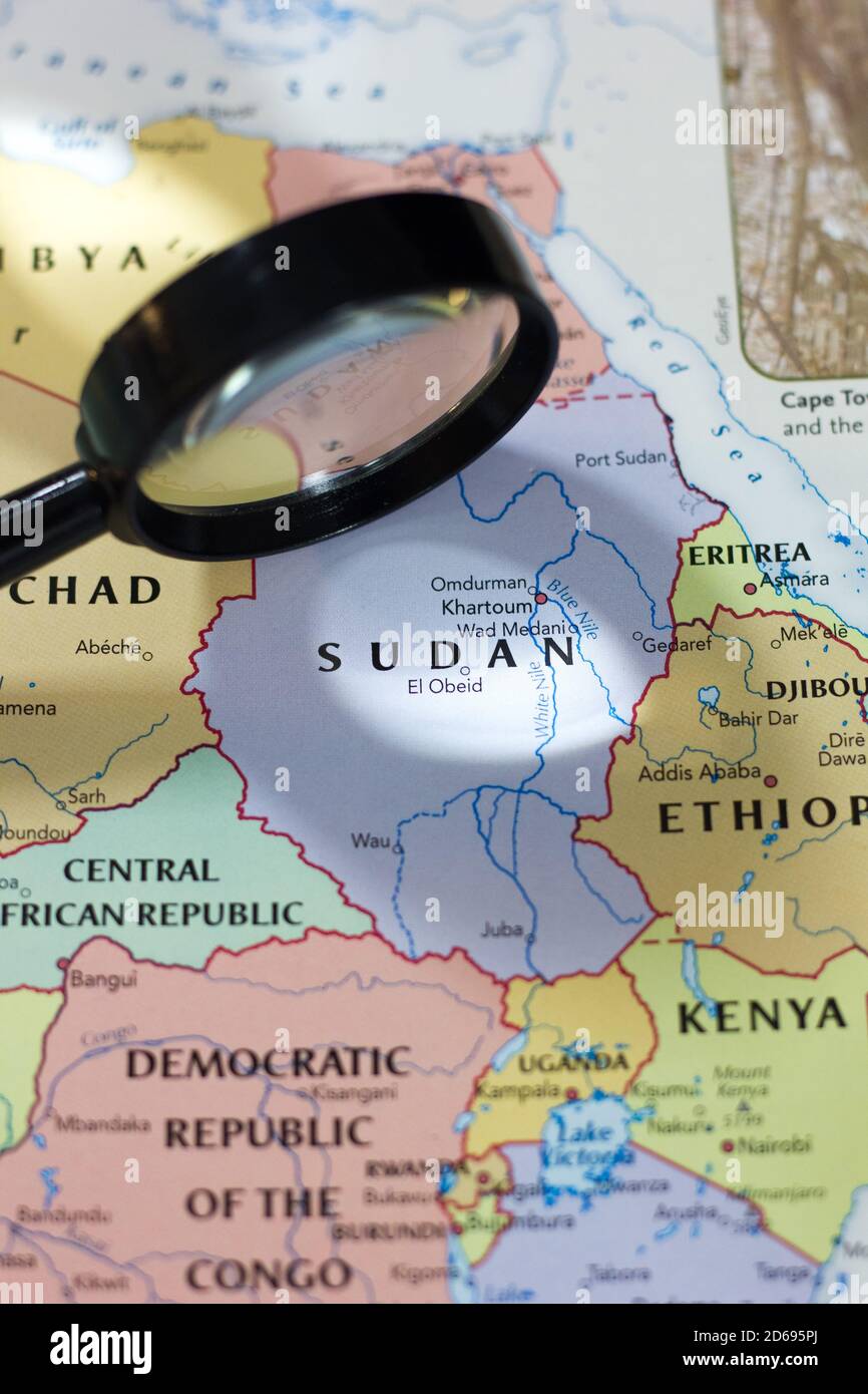 Map sudan magnifying glass hi-res stock photography and images - Alamy