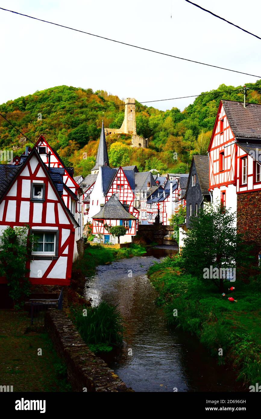 Film in monreal hi-res stock photography and images - Alamy