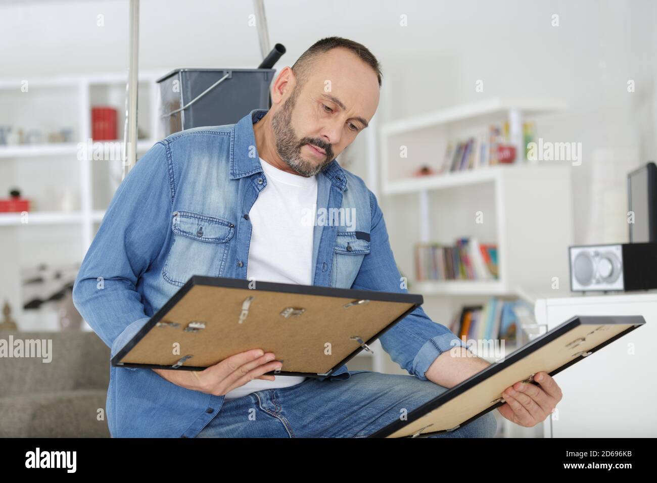 Choosing place hi-res stock photography and images - Alamy