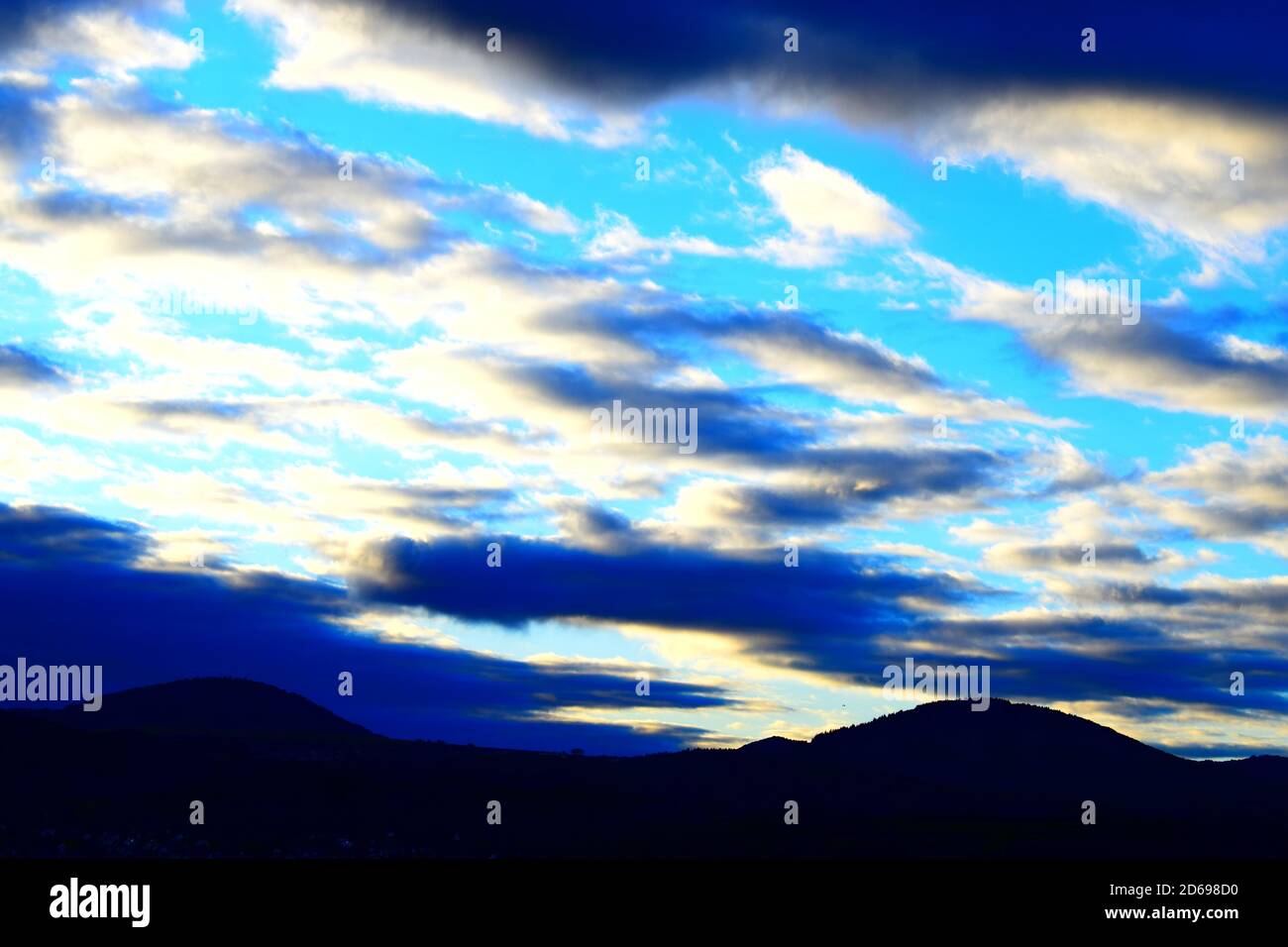 blue hour sky Stock Photo - Alamy