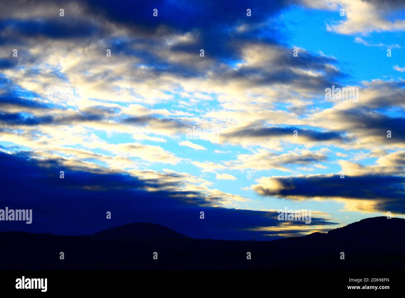 blue hour sky Stock Photo - Alamy