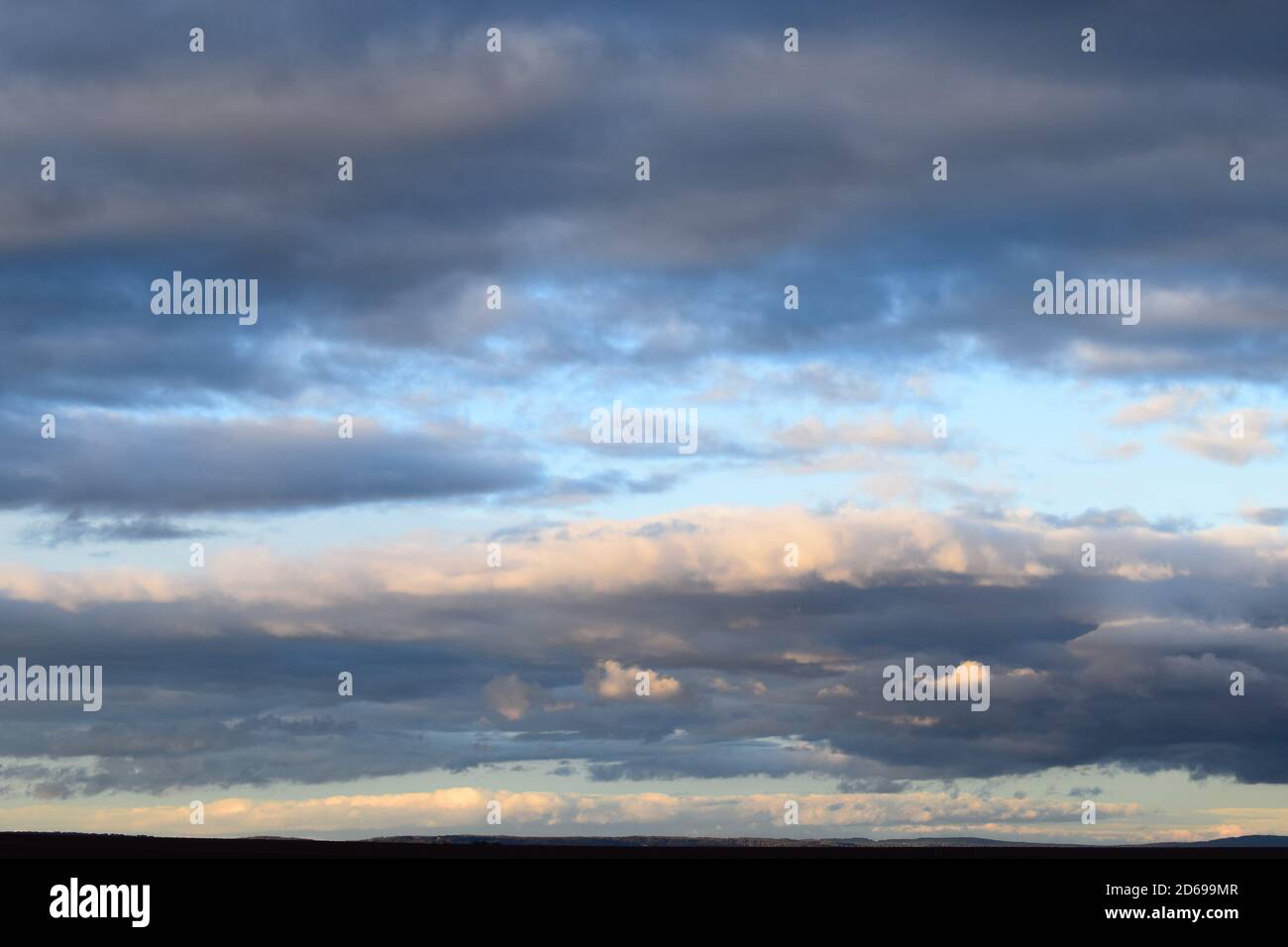 blue hour sky Stock Photo - Alamy