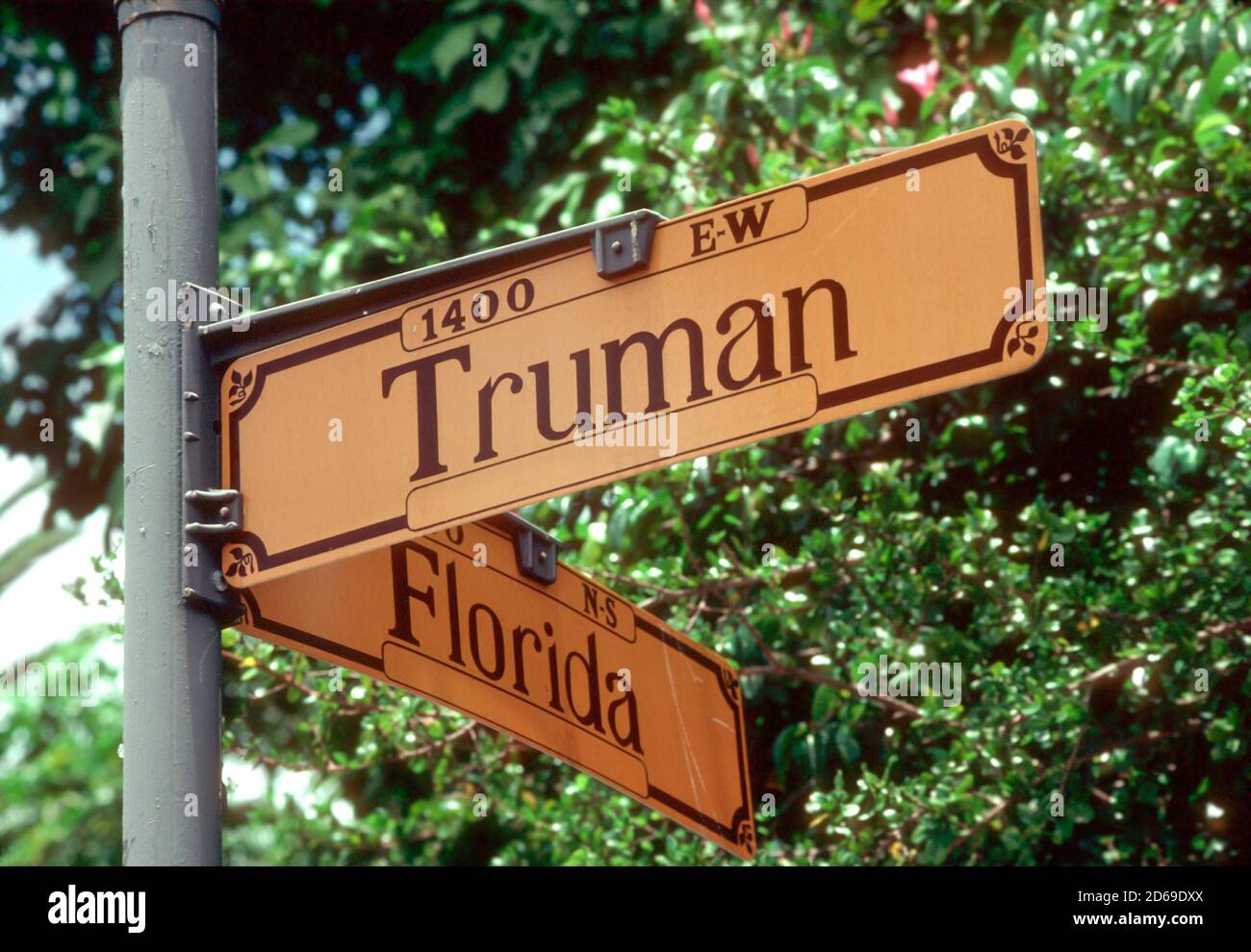 President harry truman sign hi-res stock photography and images - Alamy
