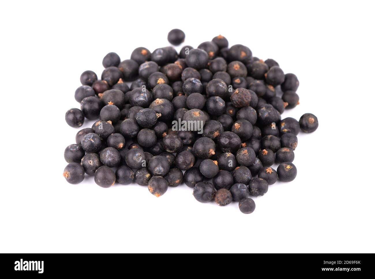 Dry juniper berries, isolated on white background. Common Juniper ...