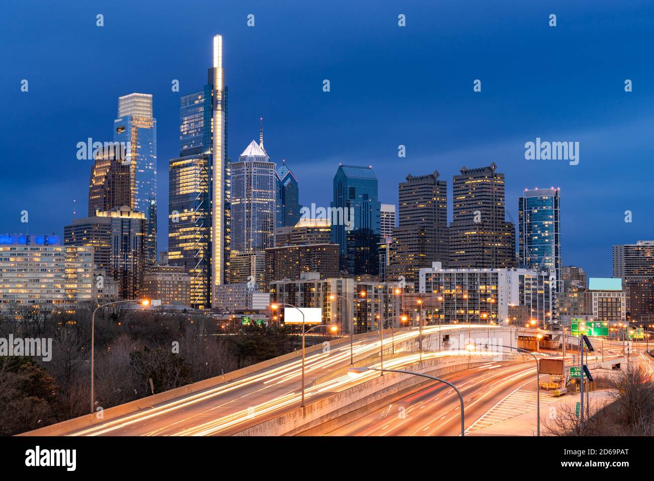 Philadelphia skyline sunset beautiful sky High Resolution Stock ...