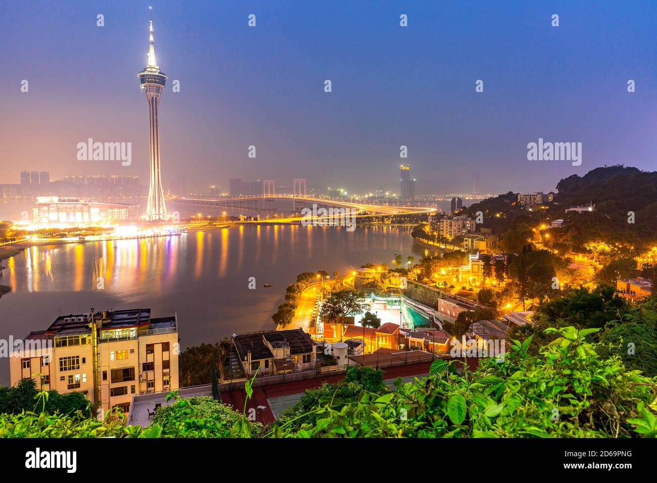Urban scene of macao hi-res stock photography and images - Alamy
