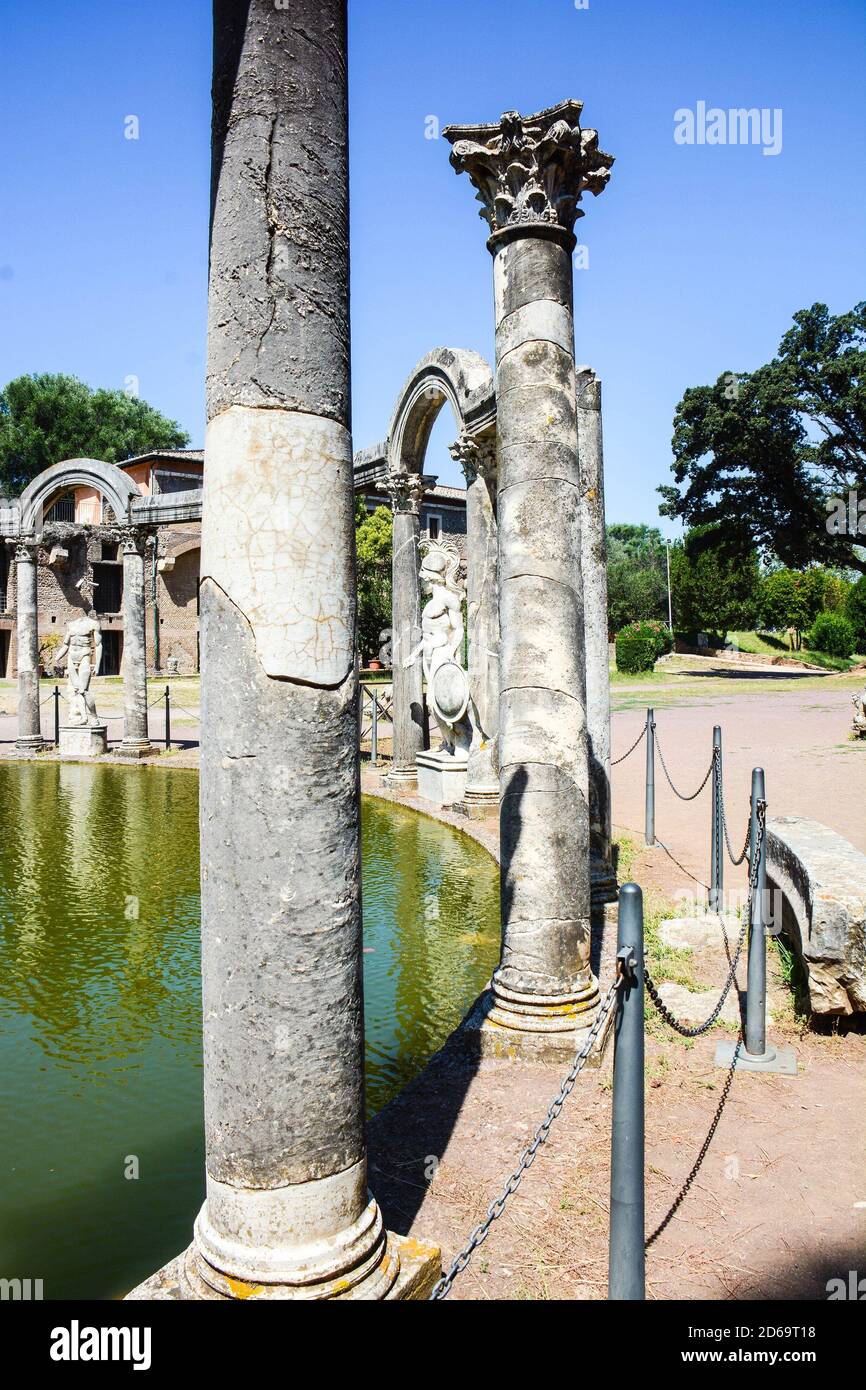 Doric capital hi-res stock photography and images - Alamy