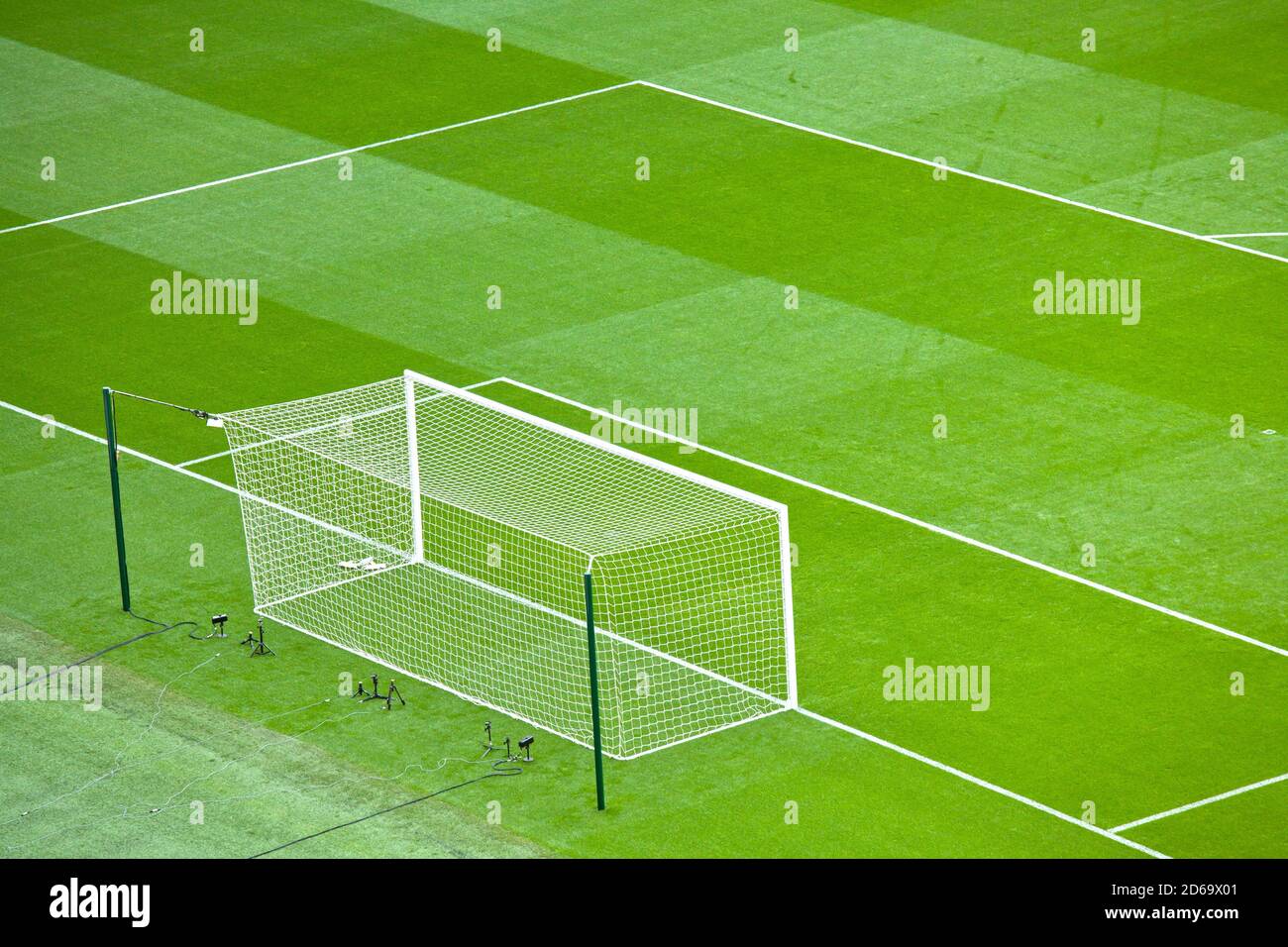 Penalty spot football pitch hi-res stock photography and images - Alamy