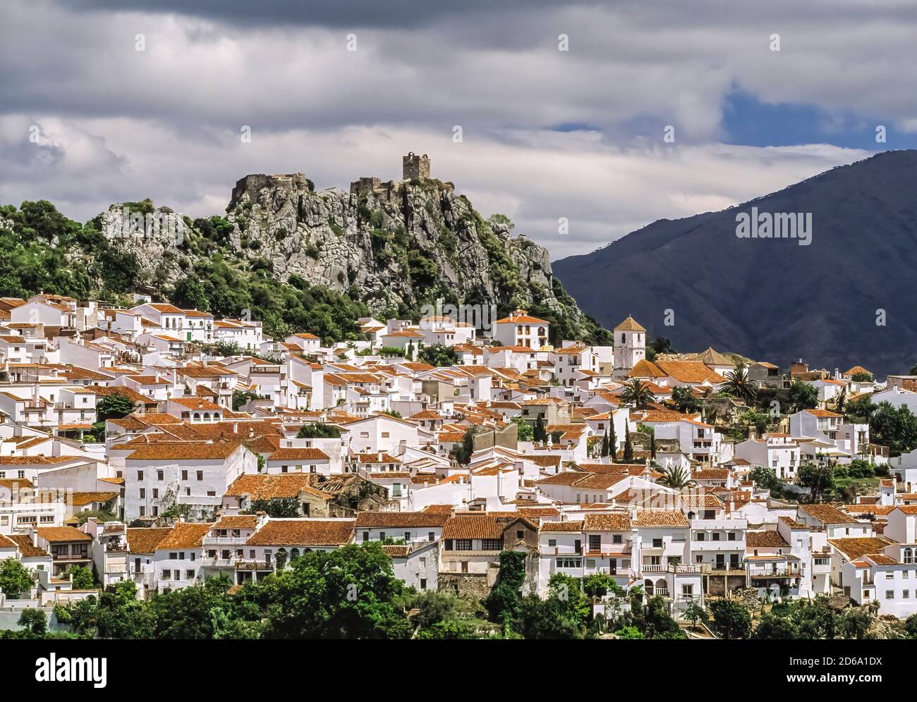 Inland well hi-res stock photography and images - Alamy