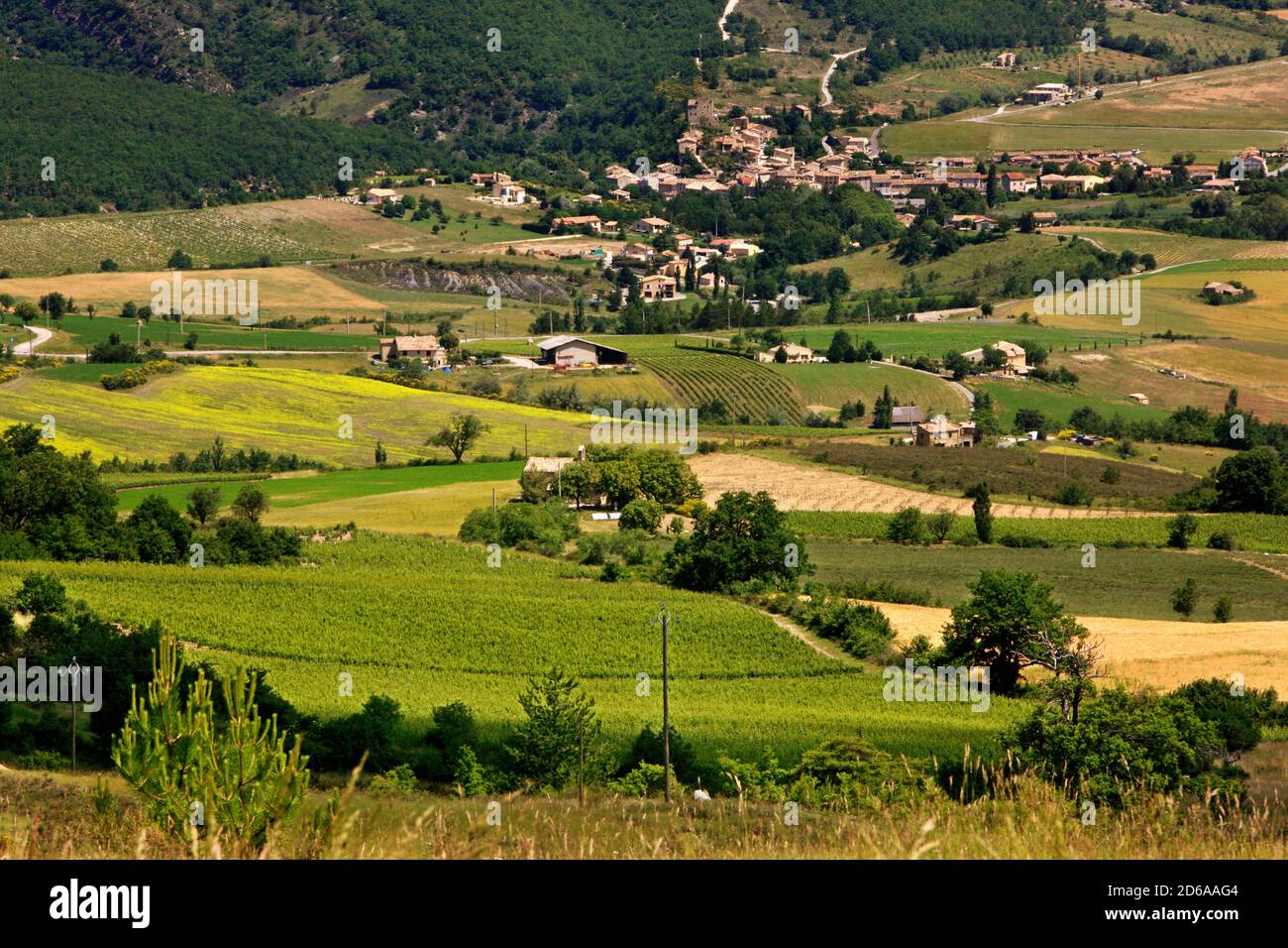 Country homes france hi-res stock photography and images - Alamy