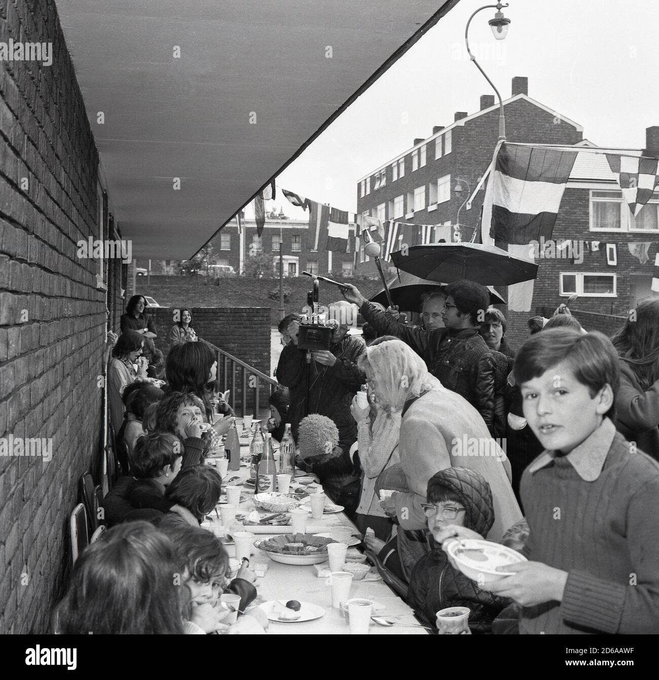1970s flats london hi-res stock photography and images - Alamy