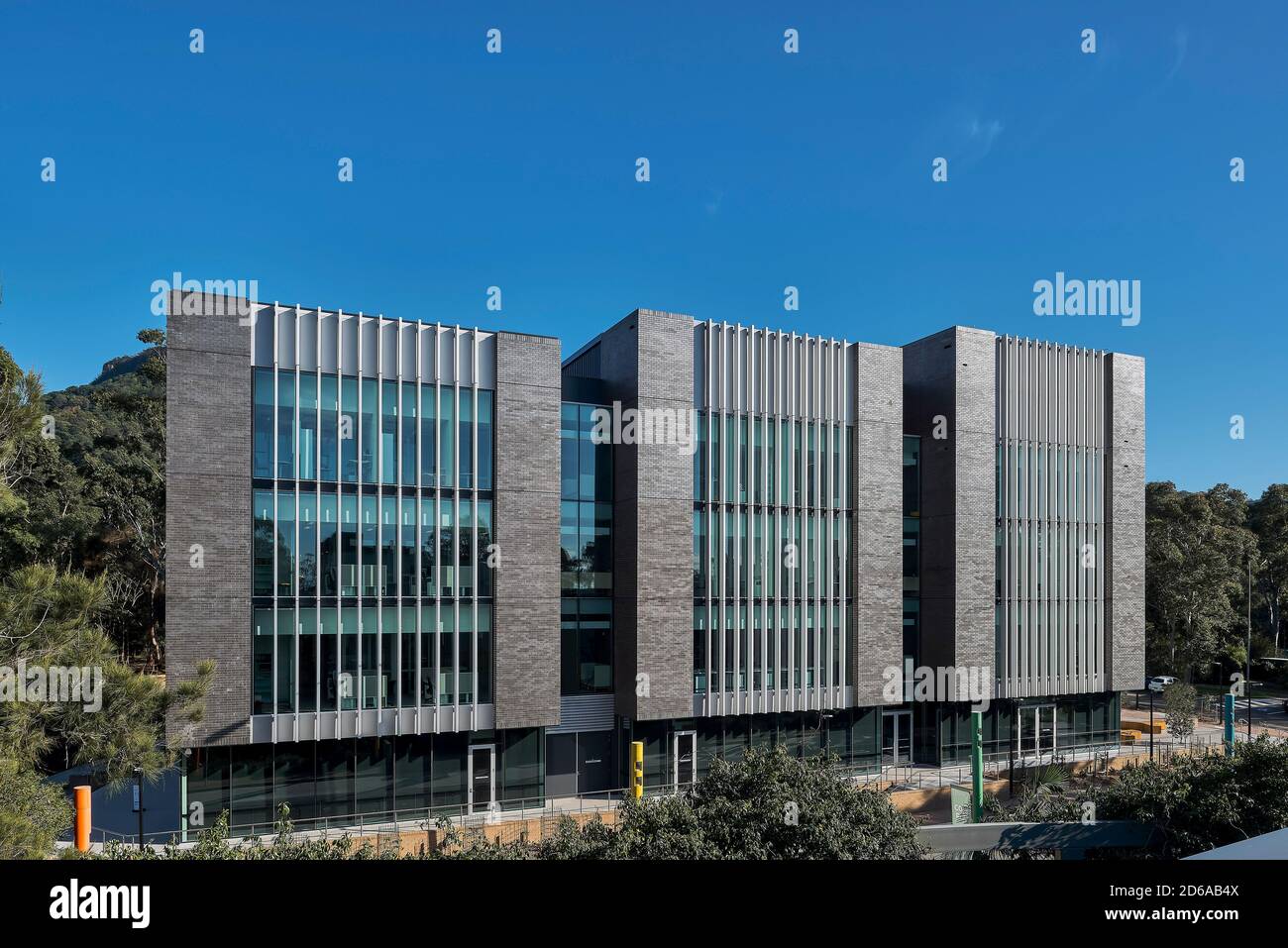 Hub cube hi-res stock photography and images - Alamy