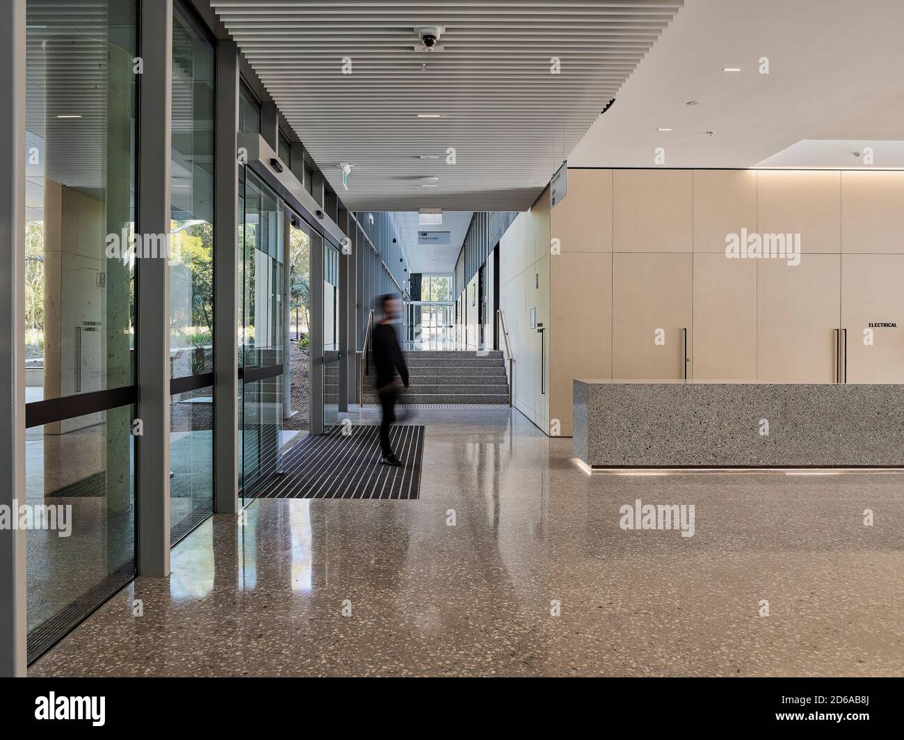 Rear building entrance and reception area. University of Wollongong ...