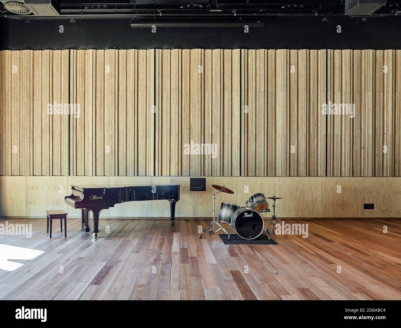 Music room. University of Wollongong Western Building, Wollongong ...