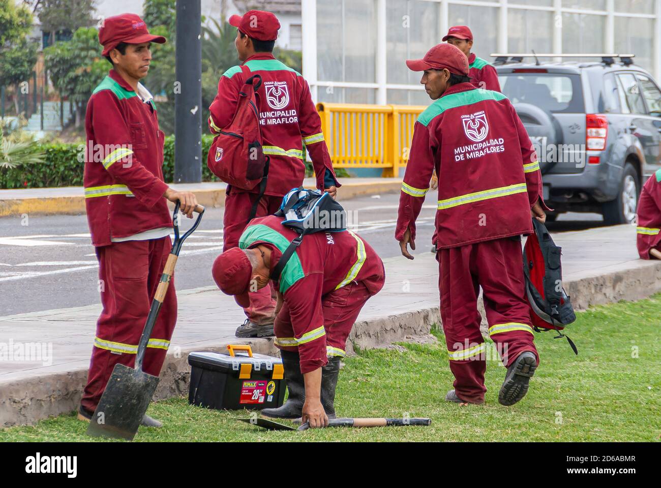 Municipal workers hi-res stock photography and images - Alamy