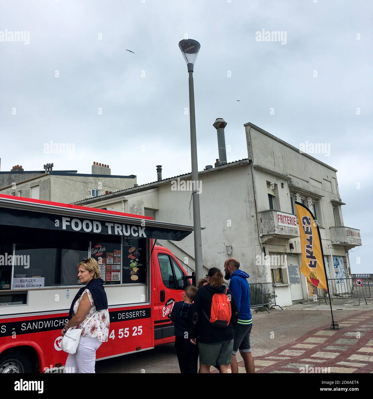Food truck france hi-res stock photography and images - Alamy