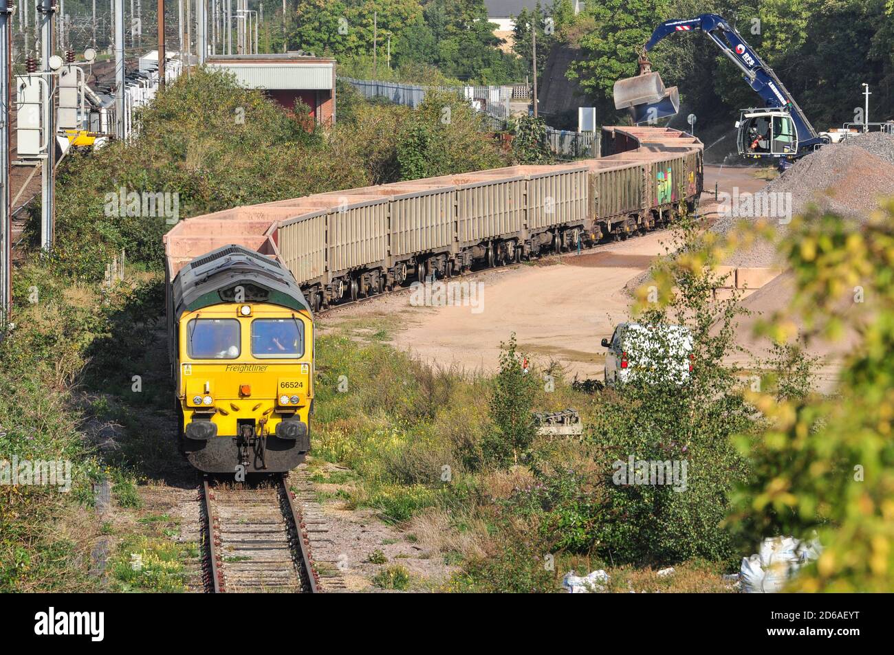 Train yard uk hi-res stock photography and images - Alamy