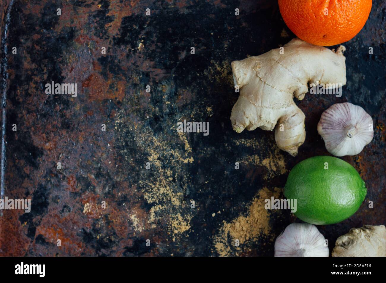 citrus fruits with garlic and ginger. Frame border Stock Photo - Alamy