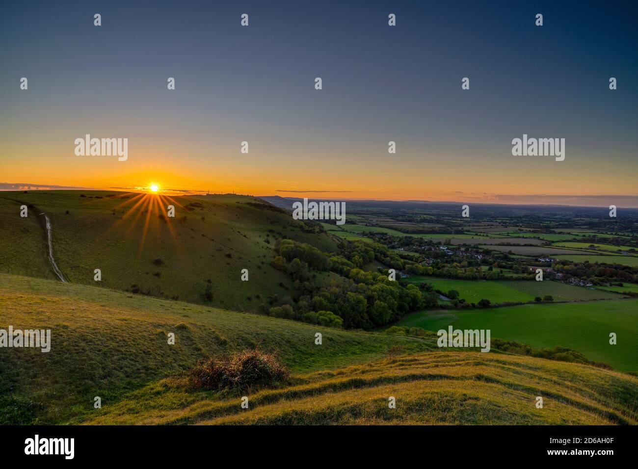Hiill walking hi-res stock photography and images - Alamy