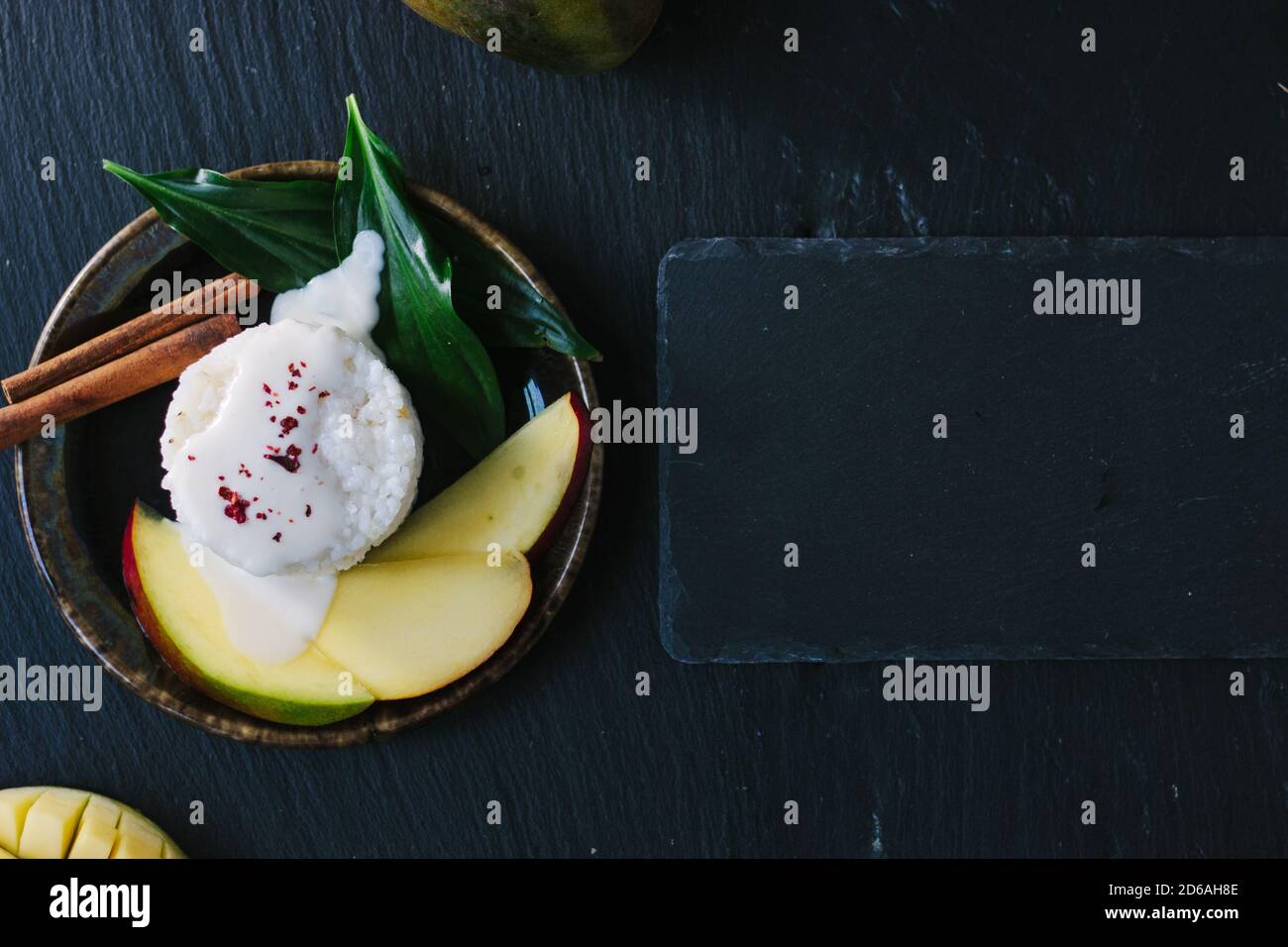 Top view of mango, sticky rice and yougurt Stock Photo - Alamy